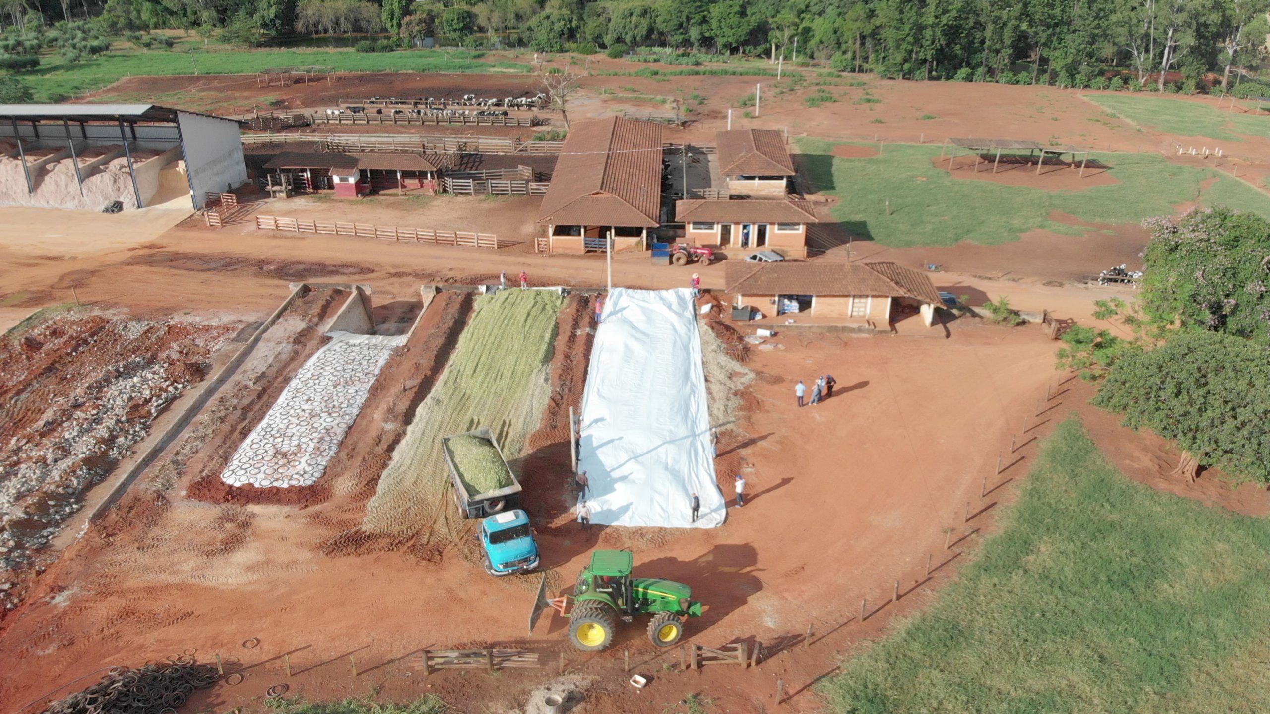 Lona para silagem: qual a melhor? 150 micra ou 200 micra? - TechAgro